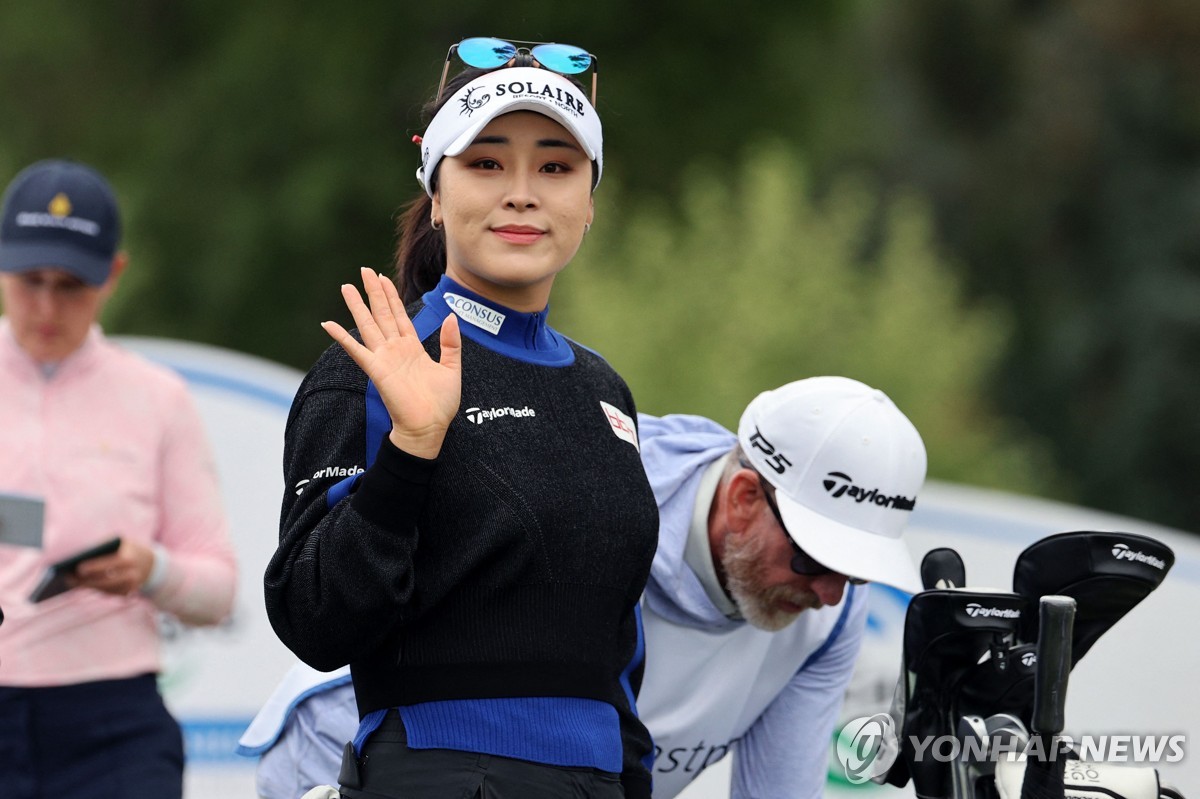 포모스 윤이나, LPGA LA 챔피언십 3R 8언더파 맹타…데뷔 첫 승 도전